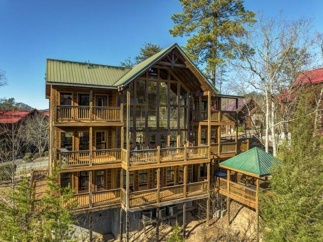 Almost Heaven - Parkside Resort